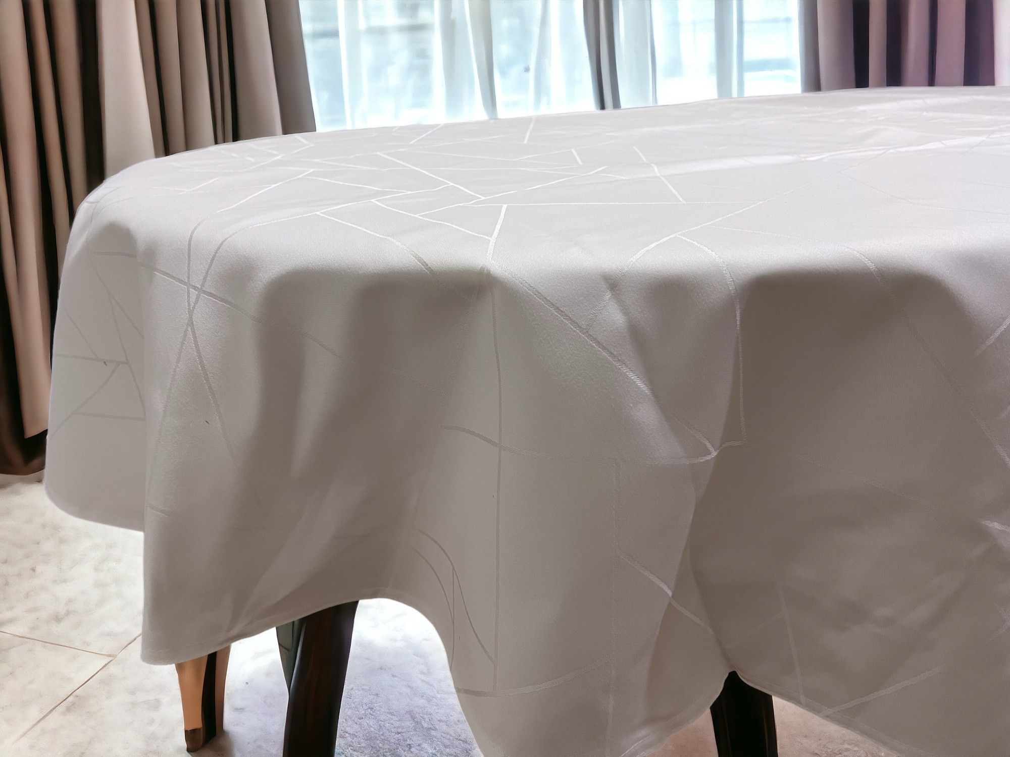 Stolnjak Okrugli 150cm, Beli | Online prodaja | Ananas