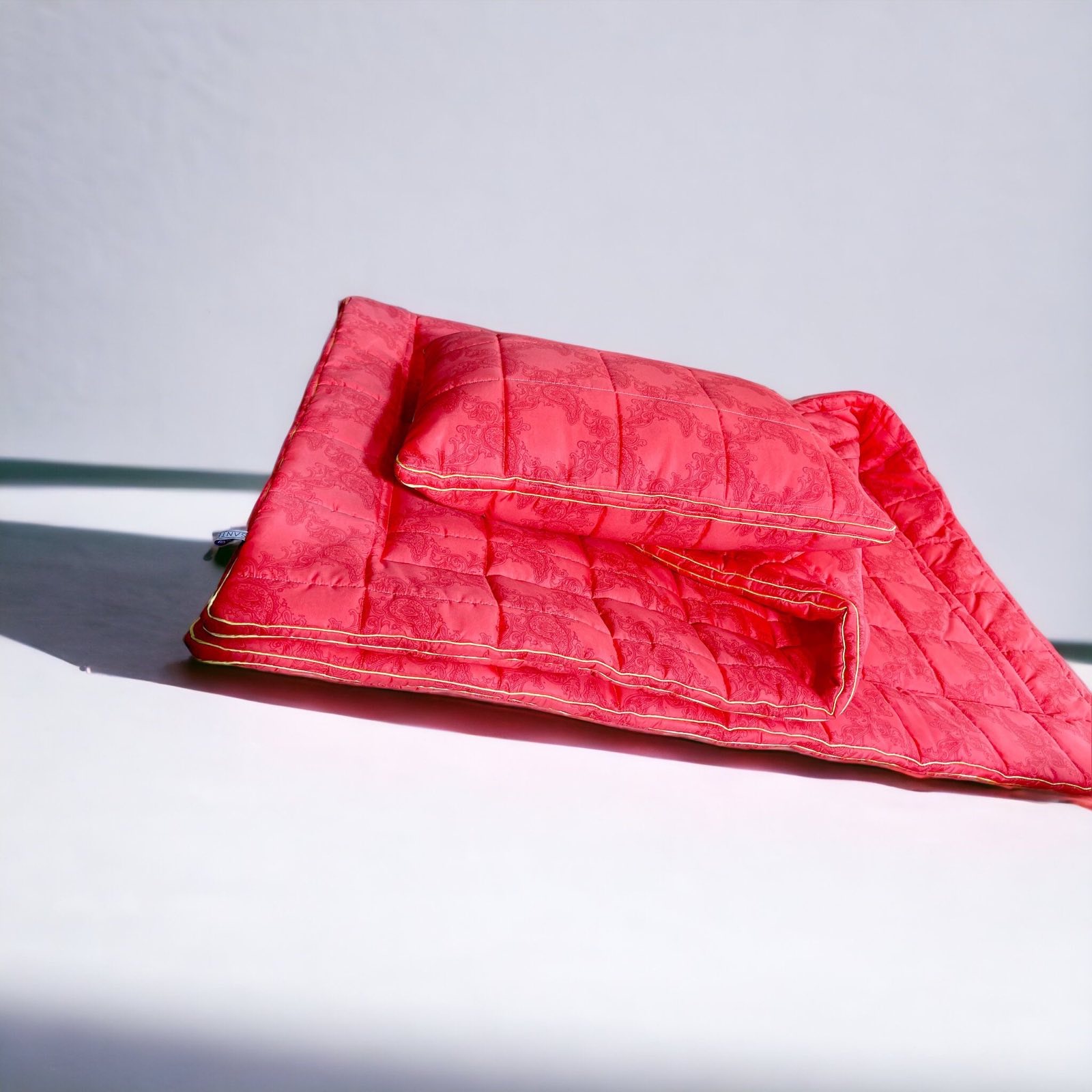 SANTE Set jastuk i pokrivač Premium 8 crveni | Online prodaja | Ananas