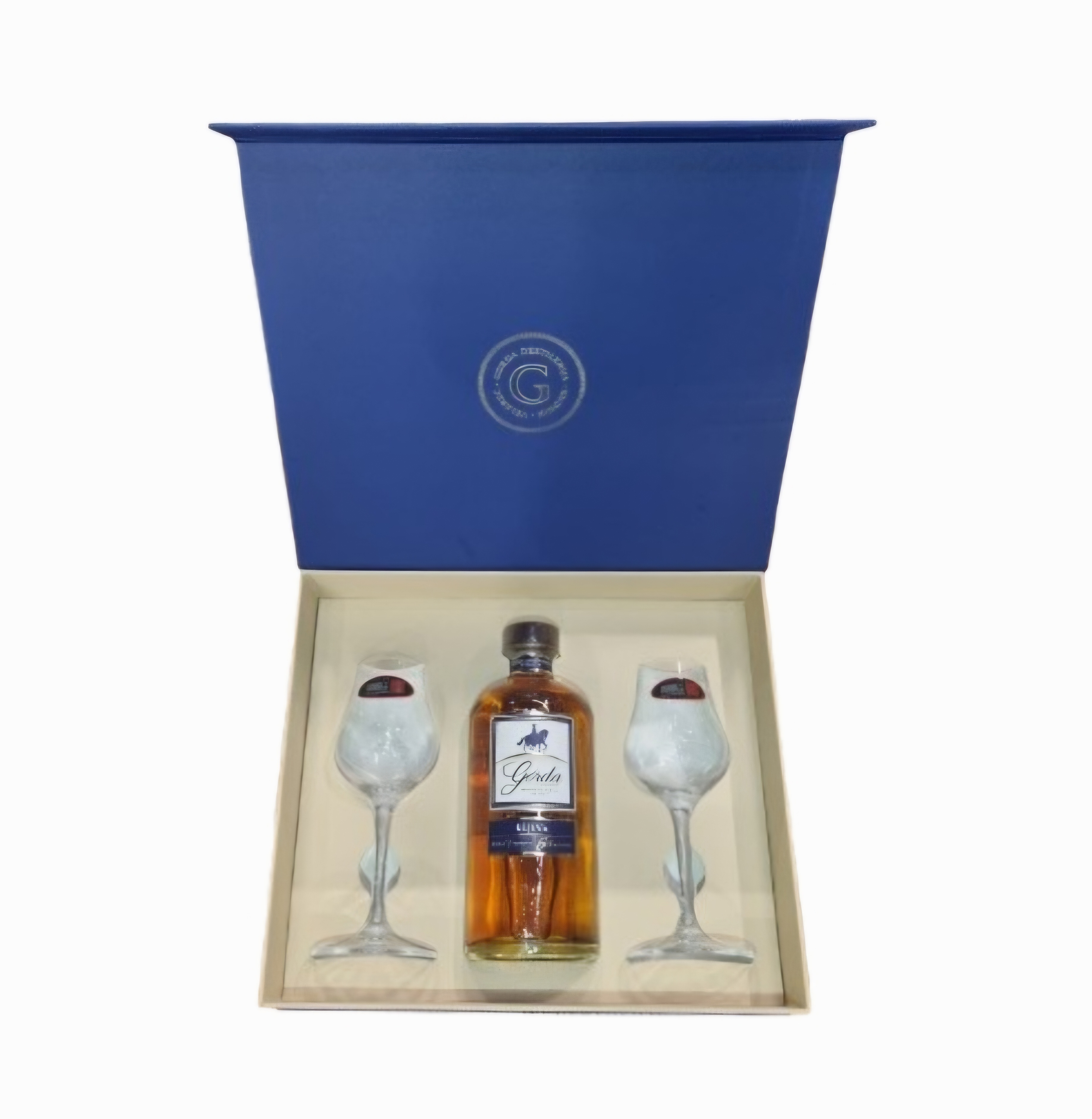 Gorda Poklon Set Šljivovica 0.7l sa 2 čaše | Online prodaja | Ananas