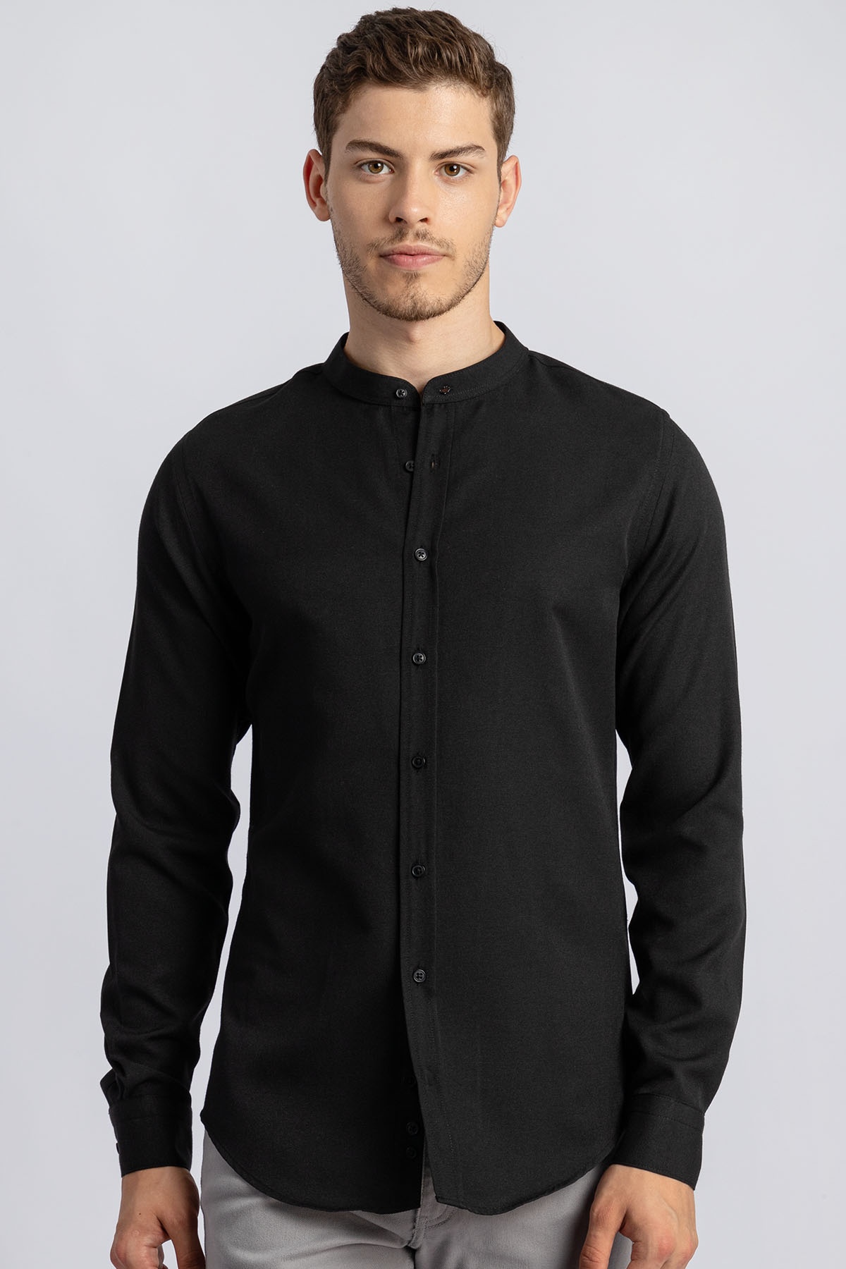TUDORS Машка кошула Slim Fit црна | Најголема онлајн продавница во ...