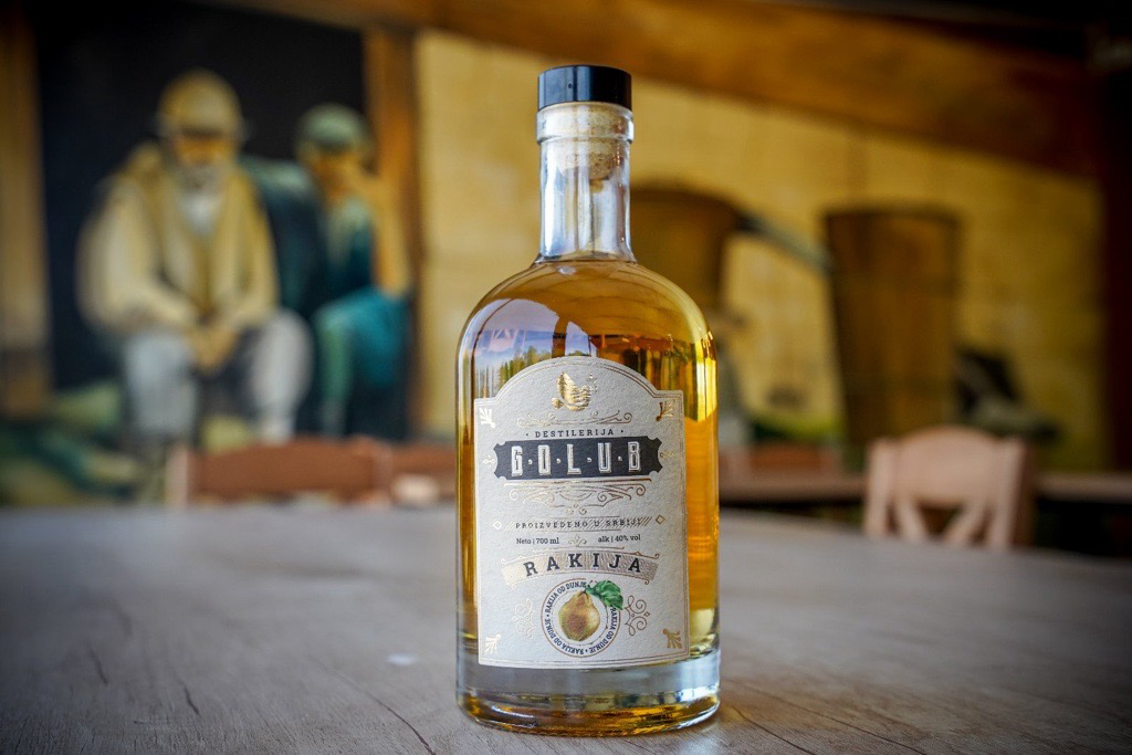 Golub Rakija, Dunja, 0.7l | Online prodaja | Ananas